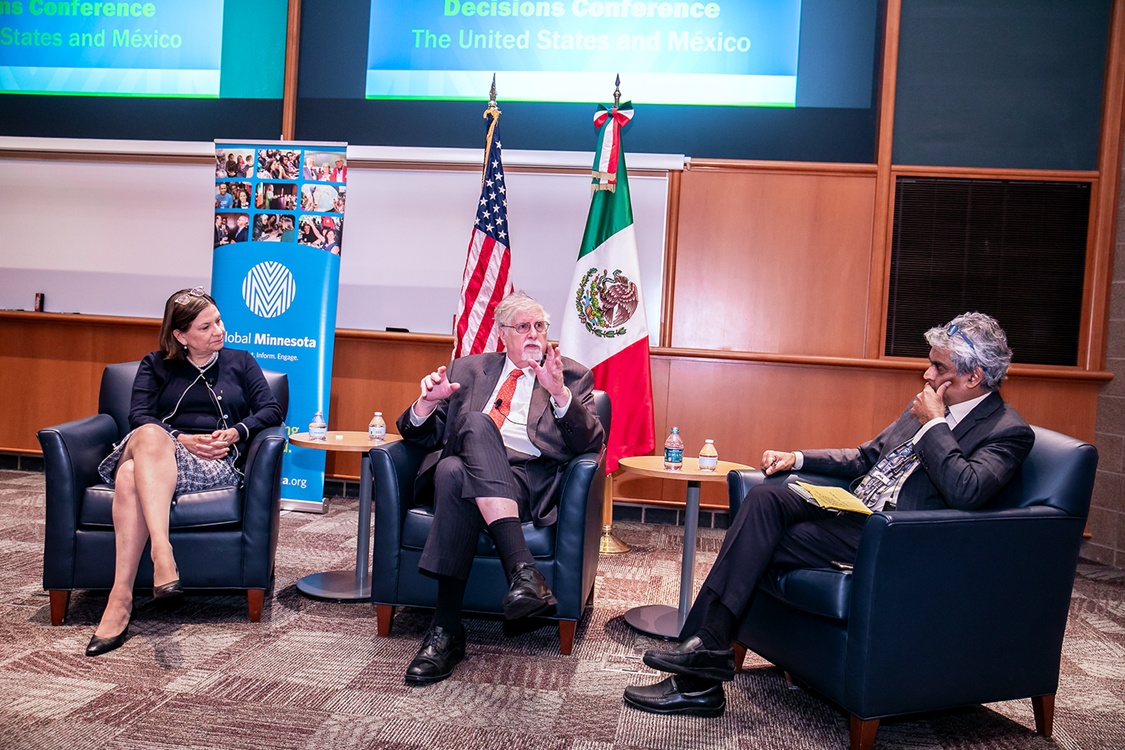 Global conference speakers say U.S.-Mexico are family, must form ...
